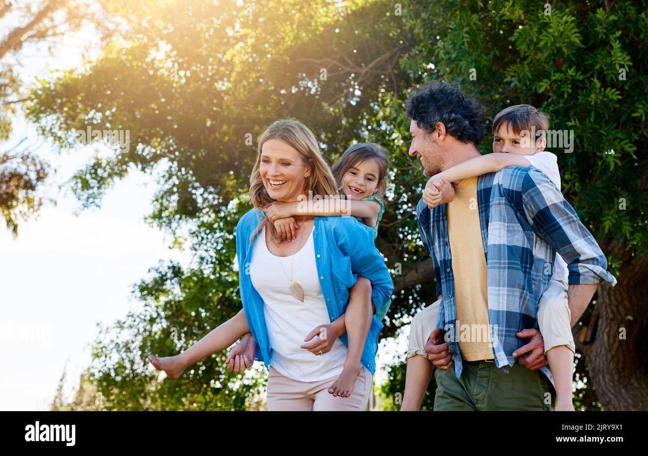 Family spending time together outdoors hi-res stock photography and ...