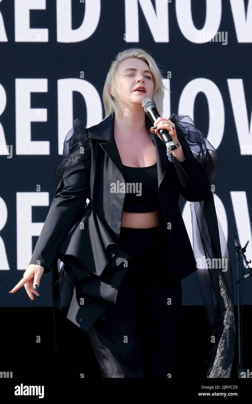 Southsea, UK. 26th Aug, 2022. English singer songwriter, Rebecca Lucy ...