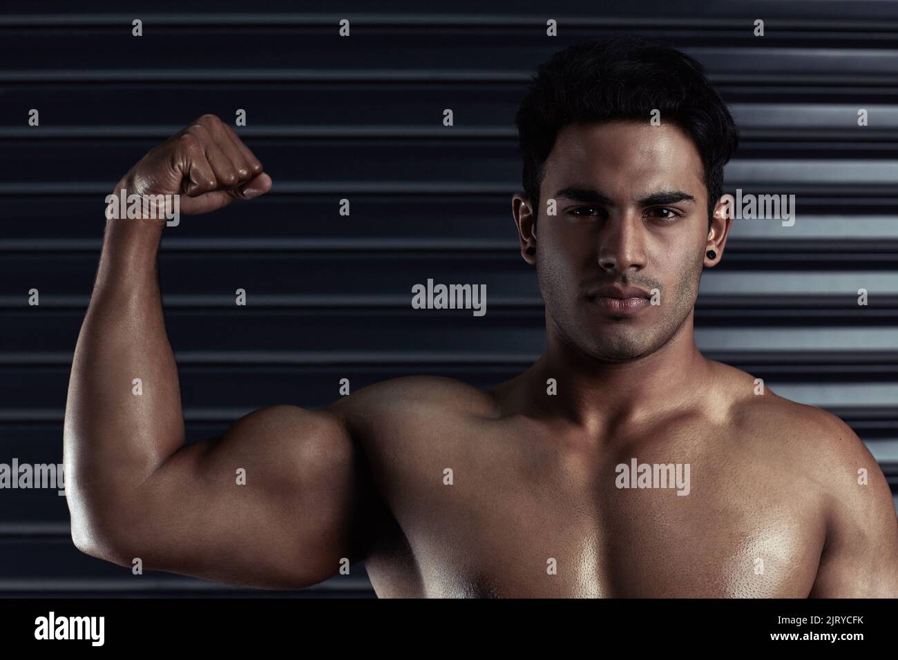 Gun show muscles hi-res stock photography and images - Alamy