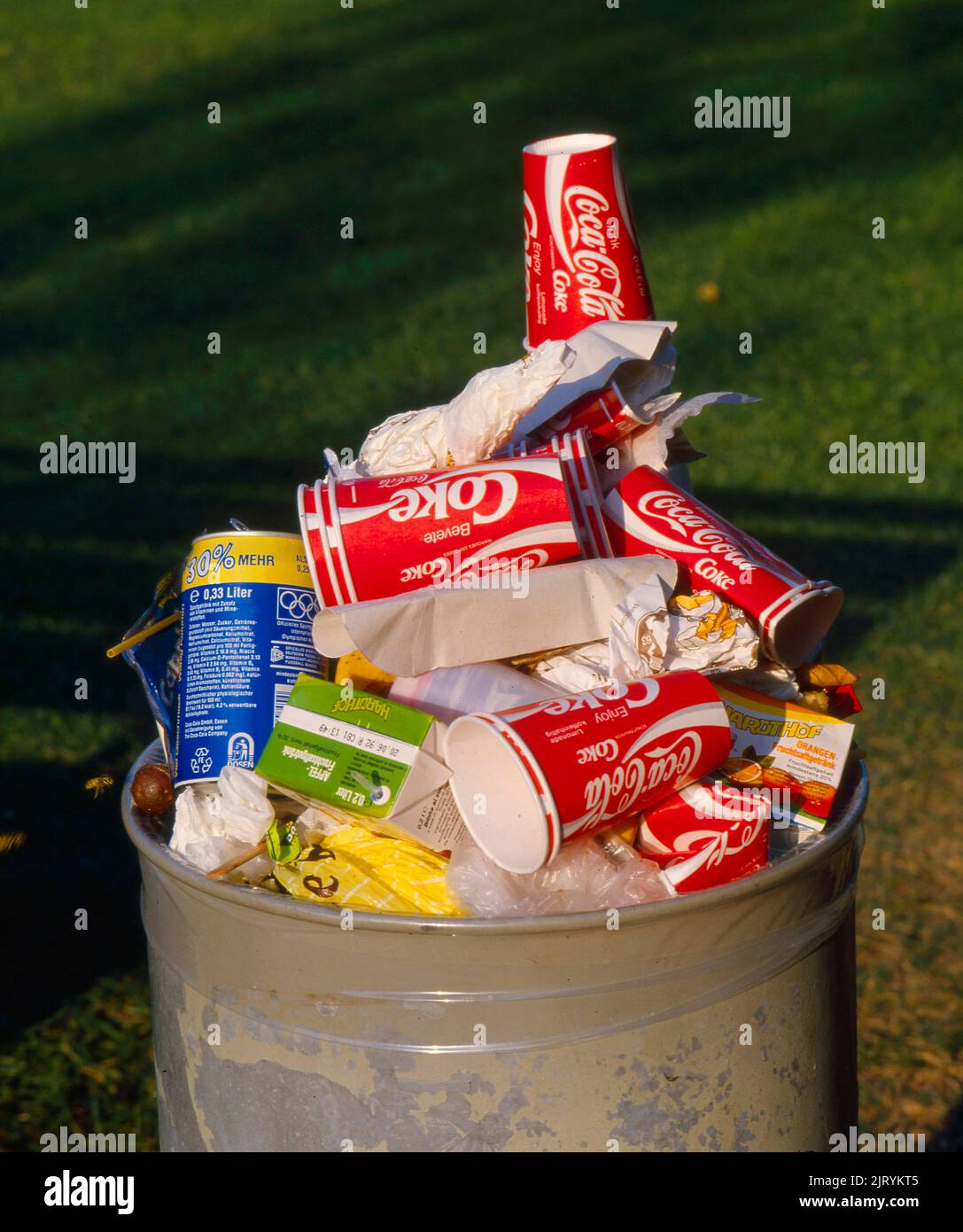 Dustbin Full dustbin Stock Photo - Alamy