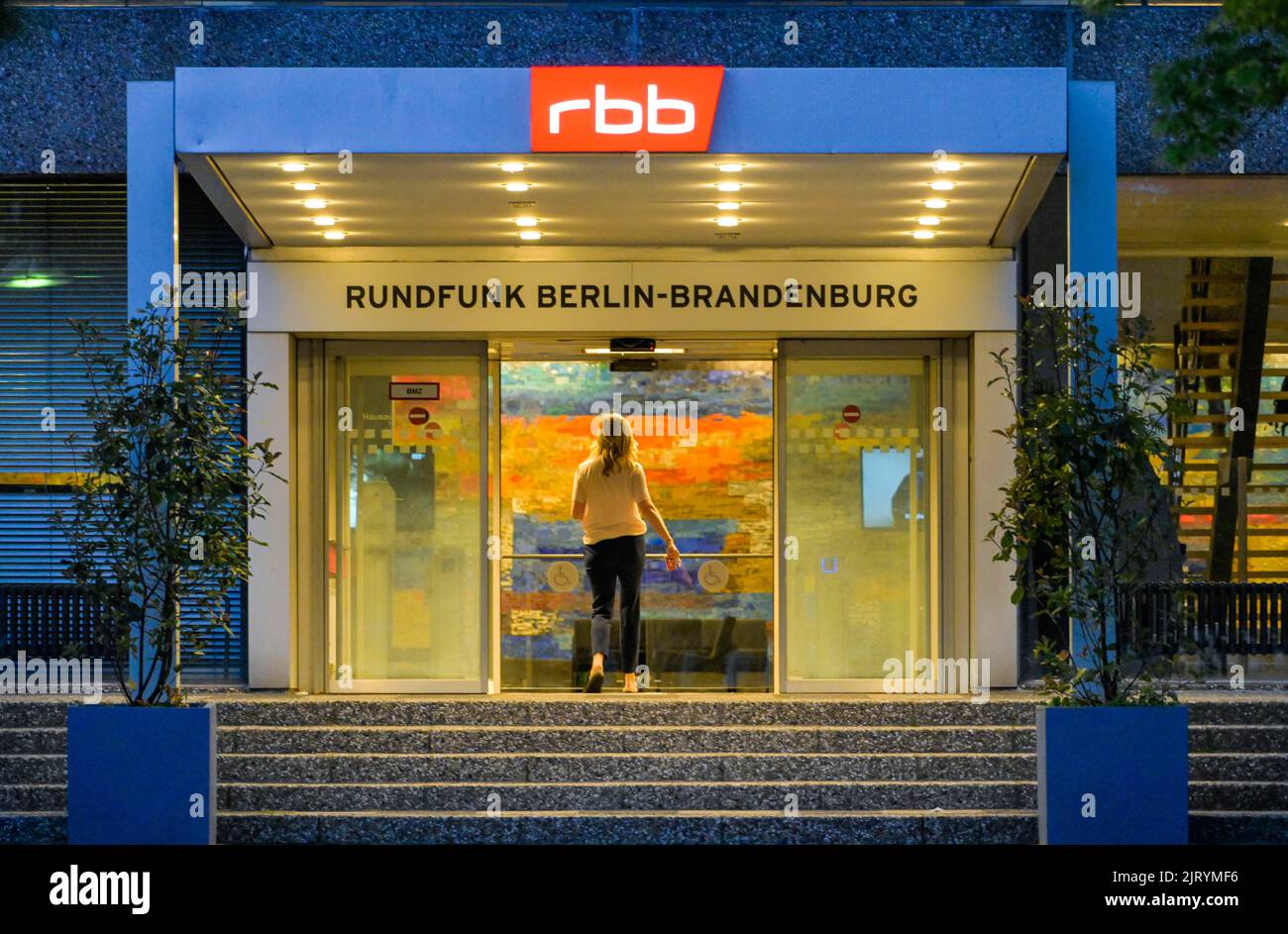 Main entrance, RBB, Rundfunk Berlin Brandenburg, Masurenallee ...