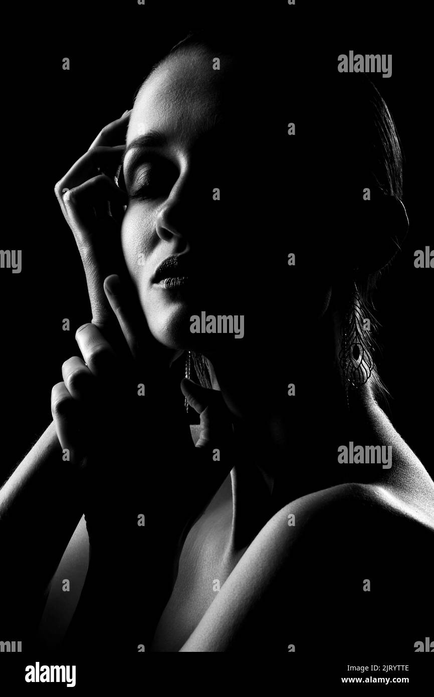 beautiful woman profile silhouette on back background with copy space ...