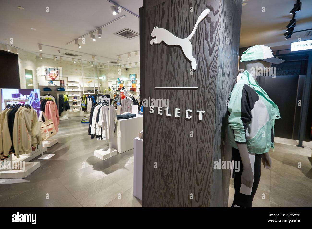 Puma shop modern interior hi-res stock photography and images - Alamy