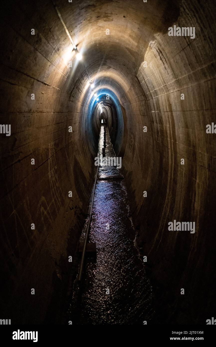 Tidal barrage at la rance hi-res stock photography and images - Alamy