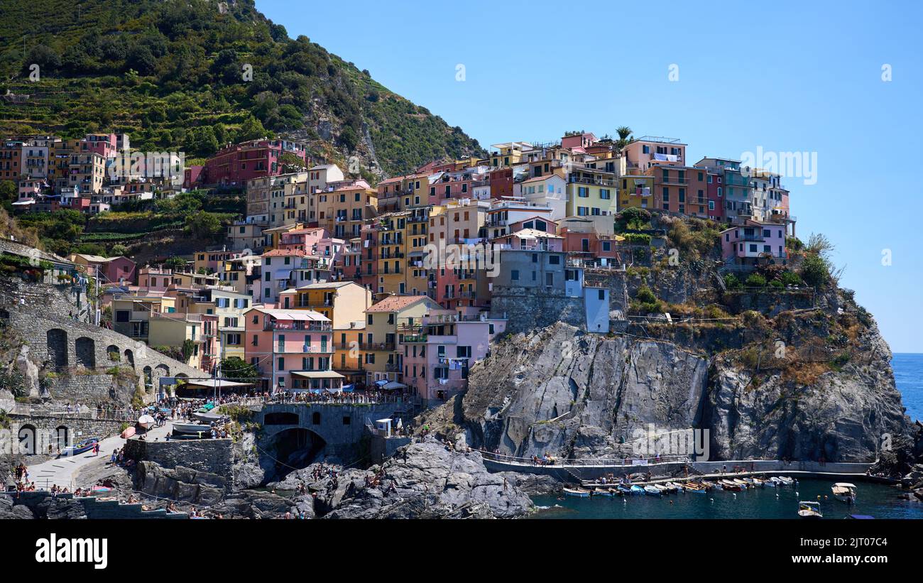 Cinque terra manarola hi-res stock photography and images - Alamy