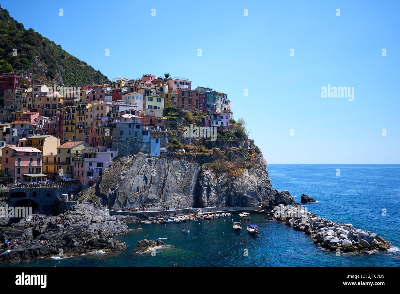 Manarola located in Cinque terra in Italy Stock Photo - Alamy