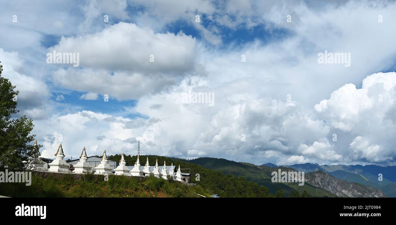 Views from the landscape on the way to Shangri-La in Yunnan province of ...