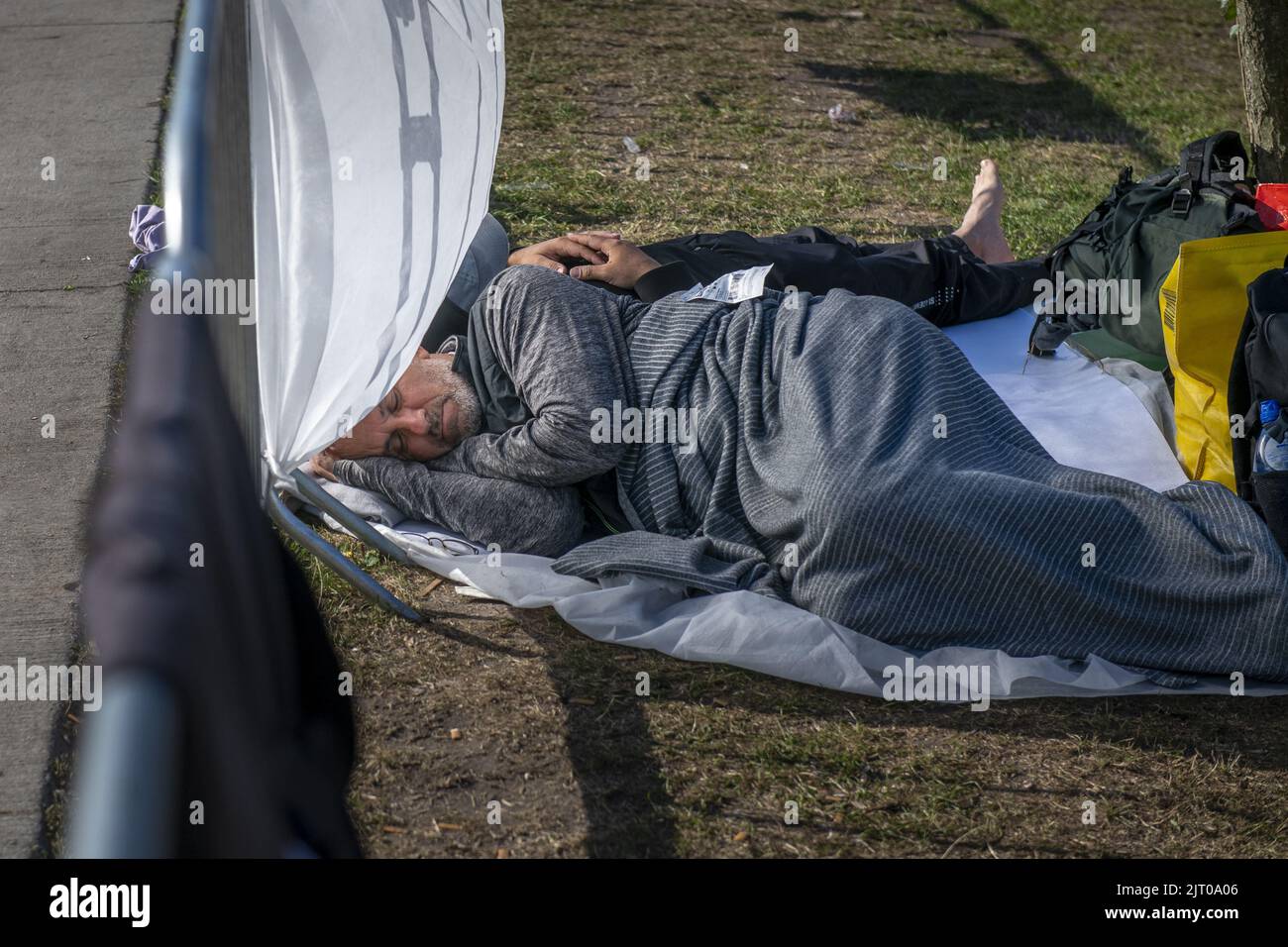 Crisisemergency shelter places hi-res stock photography and images - Alamy