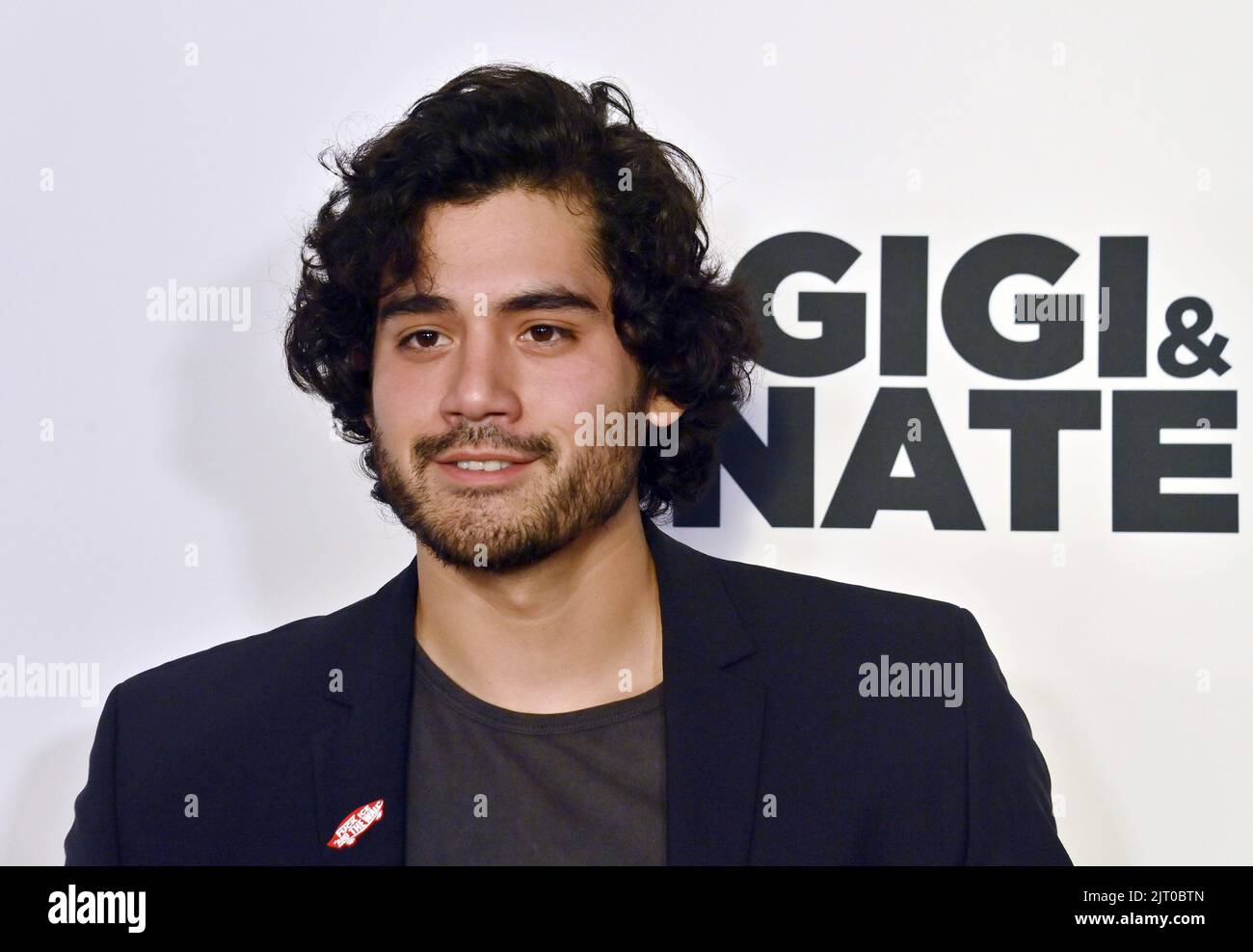 Los Angeles, United States. 26th Aug, 2022. Cast member Emilio Garcia ...
