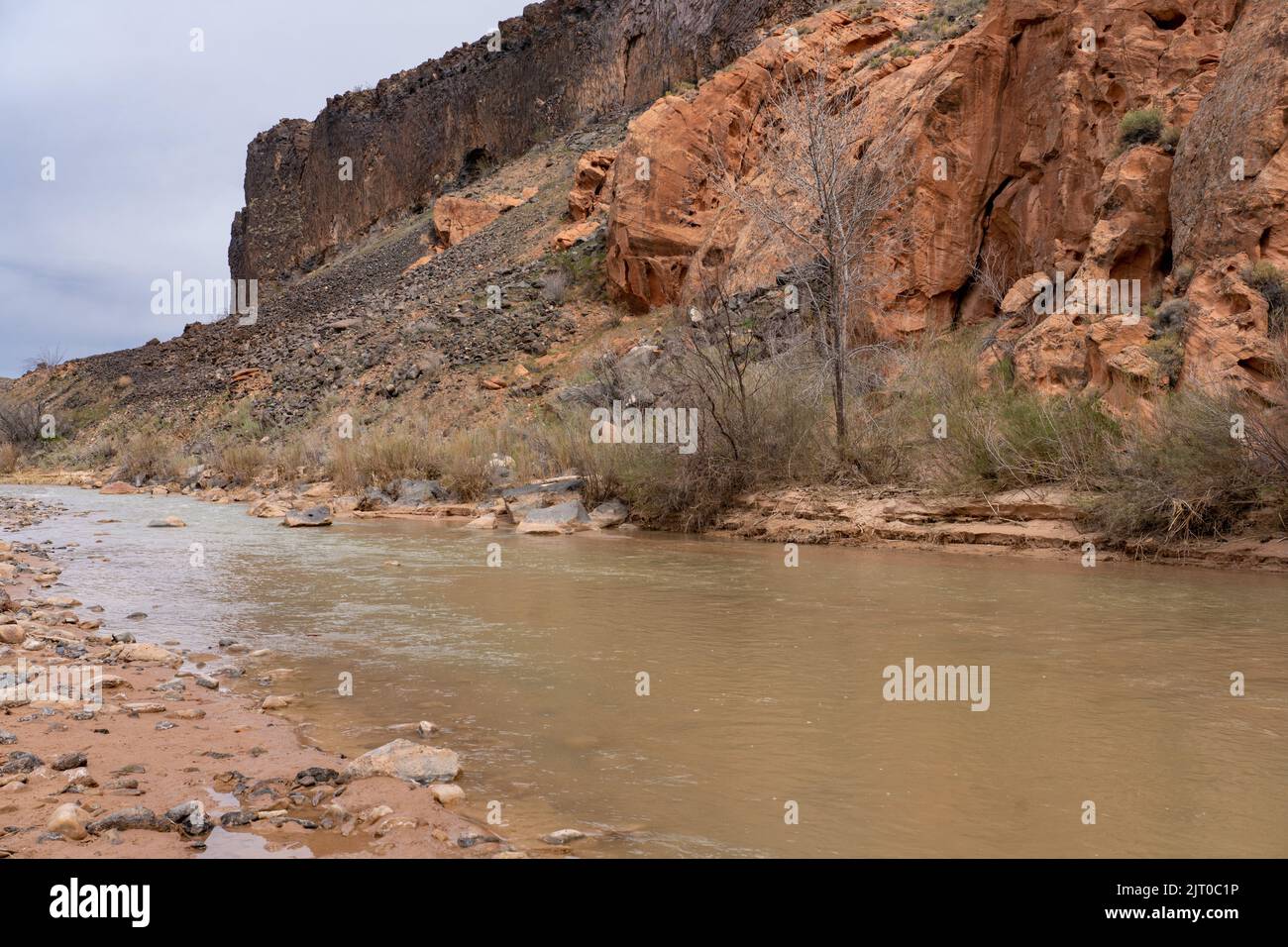 Colorado river bank erosion hi-res stock photography and images - Alamy