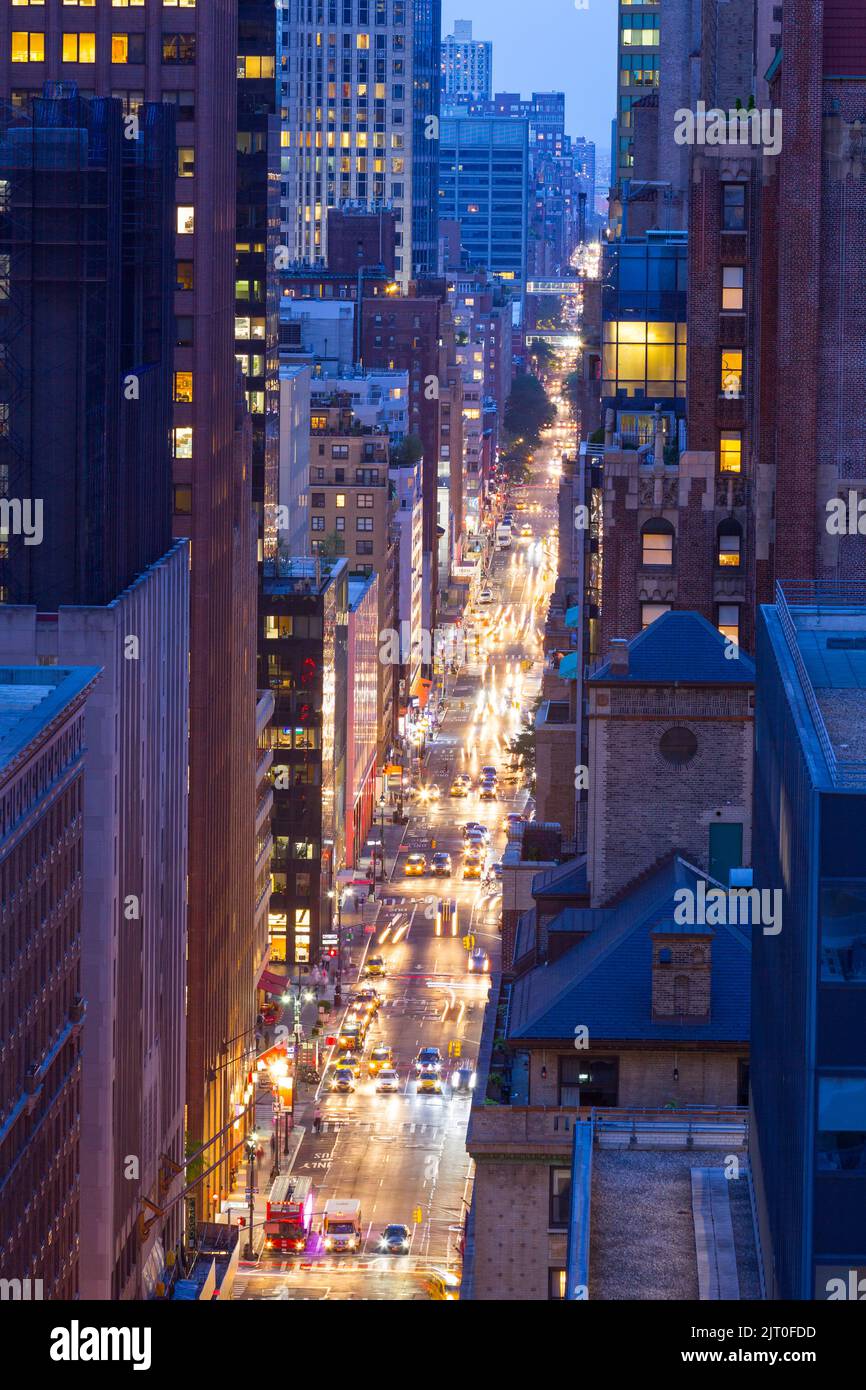 A night view looking north along Lexington Avenue from 45th Street up ...