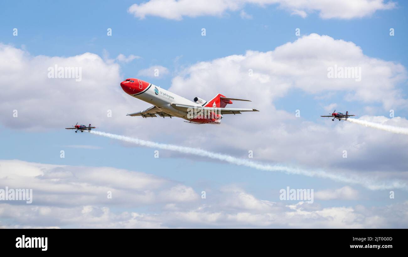 Boeing 727-2S2F Oil Spill Response aircraft performing a special ...