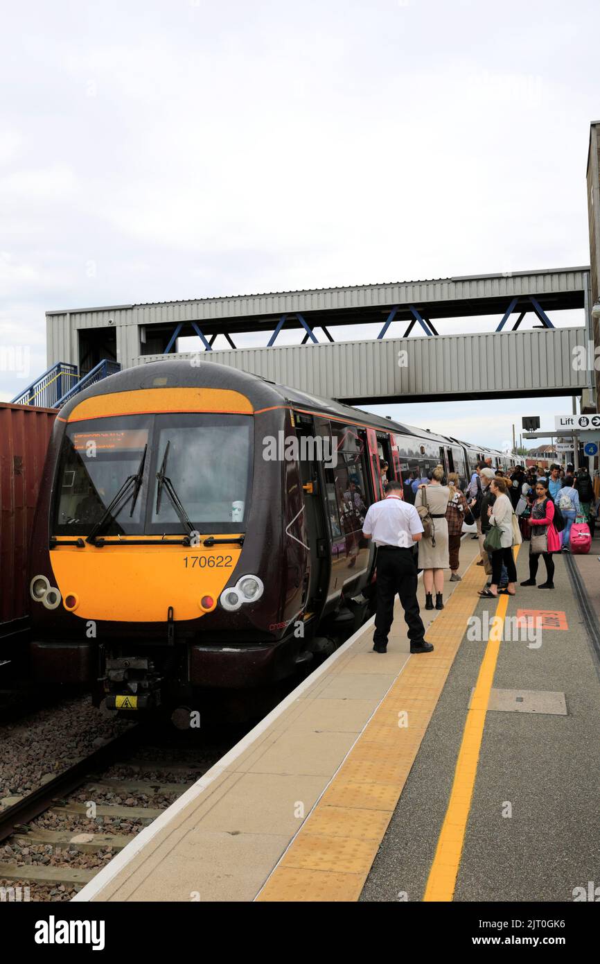 C2C 170622 at Peterborough railway station, East Coast Main Line ...