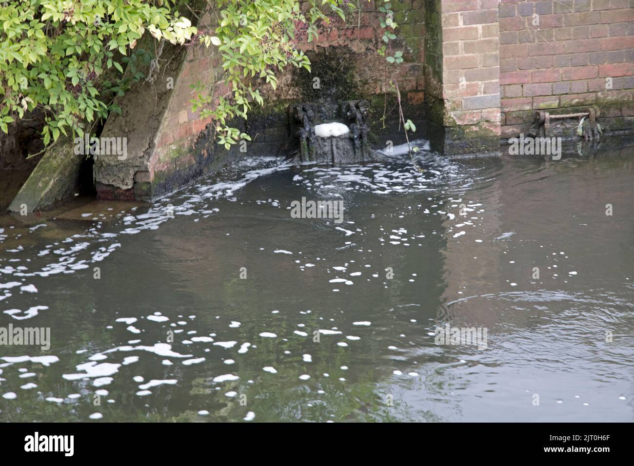 Storm drain releasing River Avon near Welford UK Stock Photo - Alamy