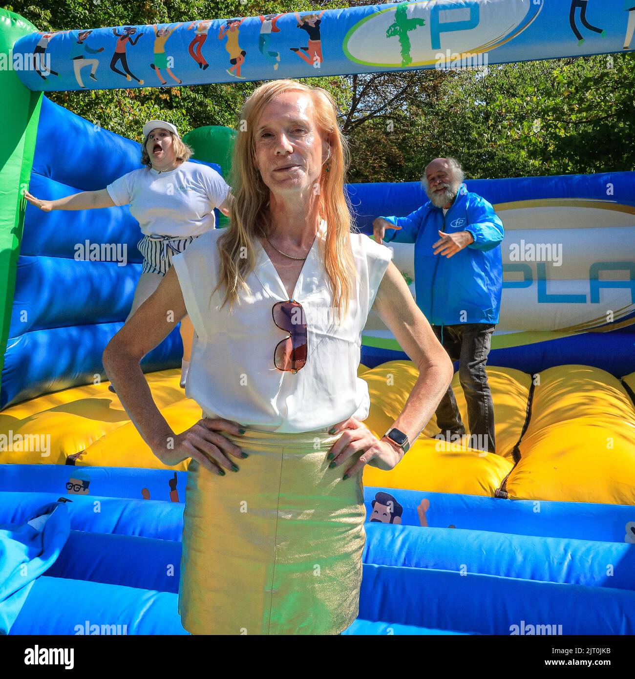 London, UK. 27th Aug, 2022. The artist, Christopher Green (front) and ...