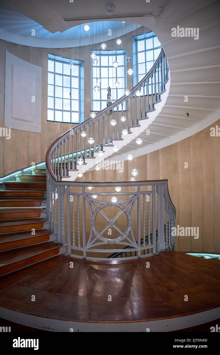 Cecil Brewer staircase - Heals, Tottenham Court Road Stock Photo - Alamy