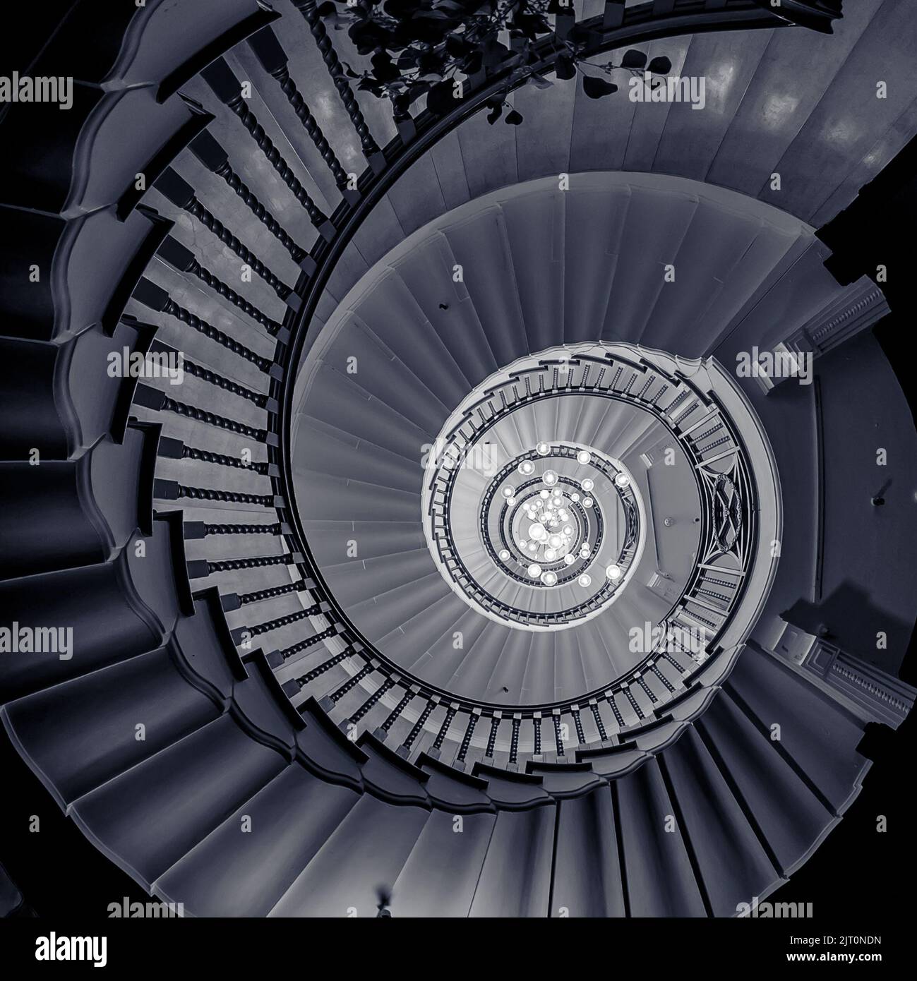 Cecil Brewer staircase - Heals, Tottenham Court Road Stock Photo - Alamy