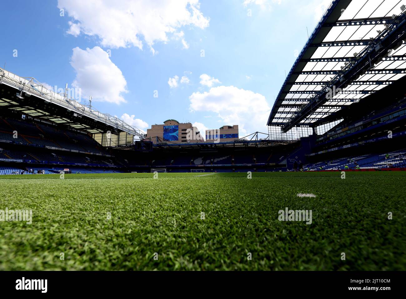 Leicester city football pitch hi-res stock photography and images - Alamy
