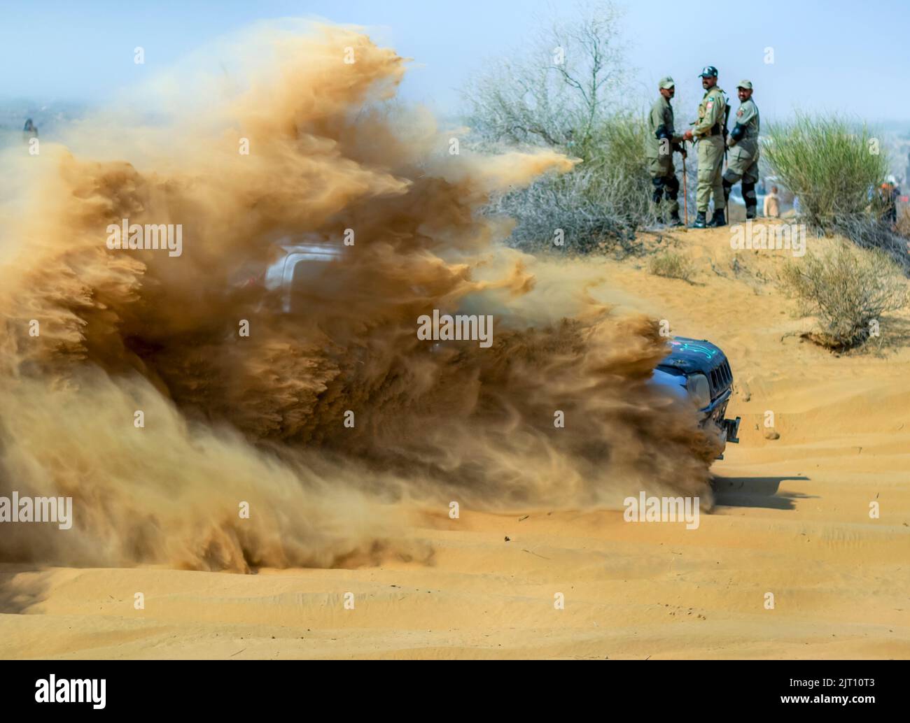 desert jeep rally in cholsitan , rohi desert ,derawar ,Punjab ,pakistan ...