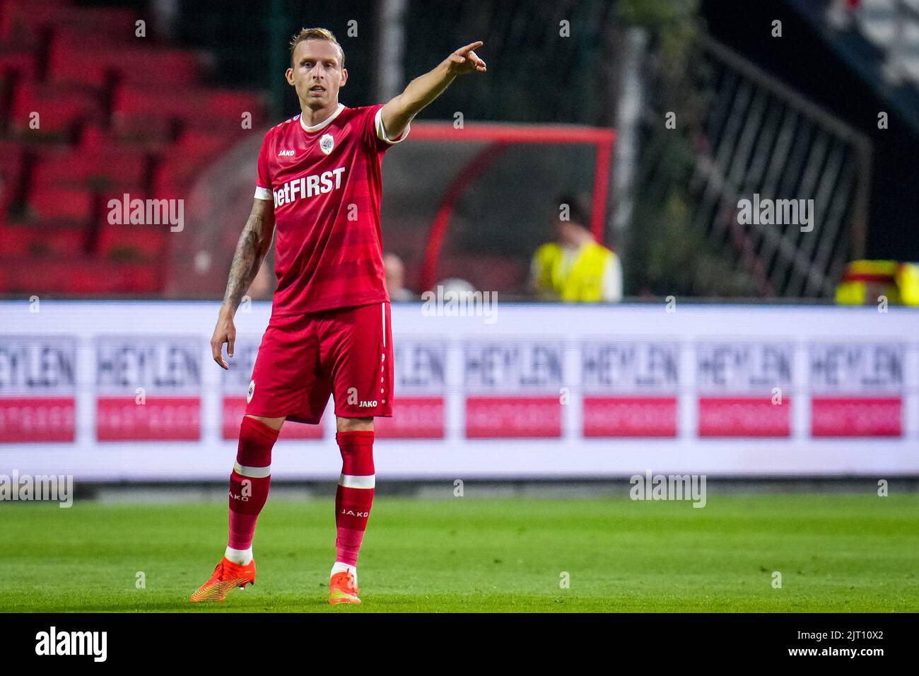 ANTWERP, BELGIUM - AUGUST 25: Ritchie De Laet of Royal Antwerp FC ...
