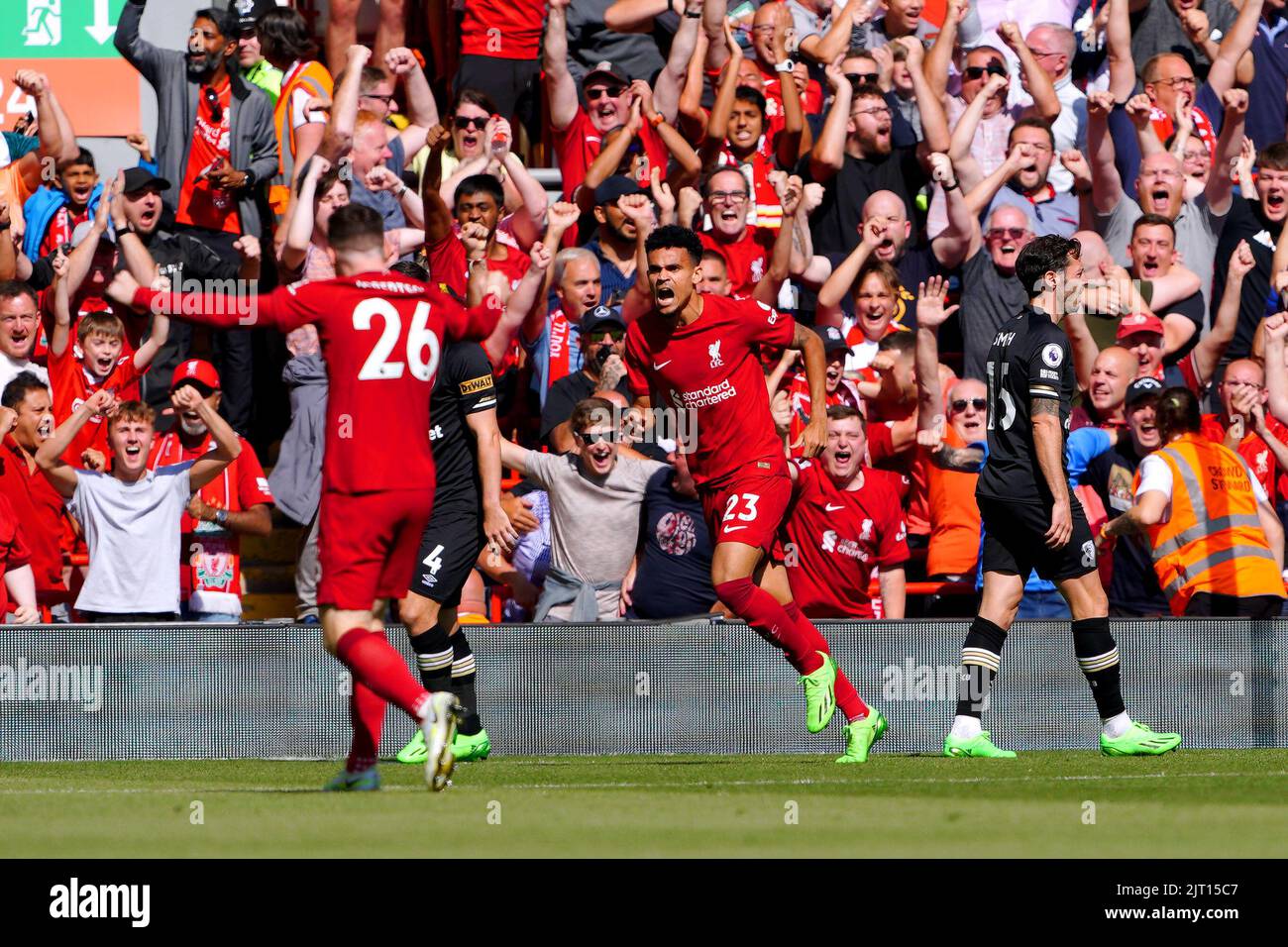 Luis diaz liverpool celebrates hi-res stock photography and images - Alamy