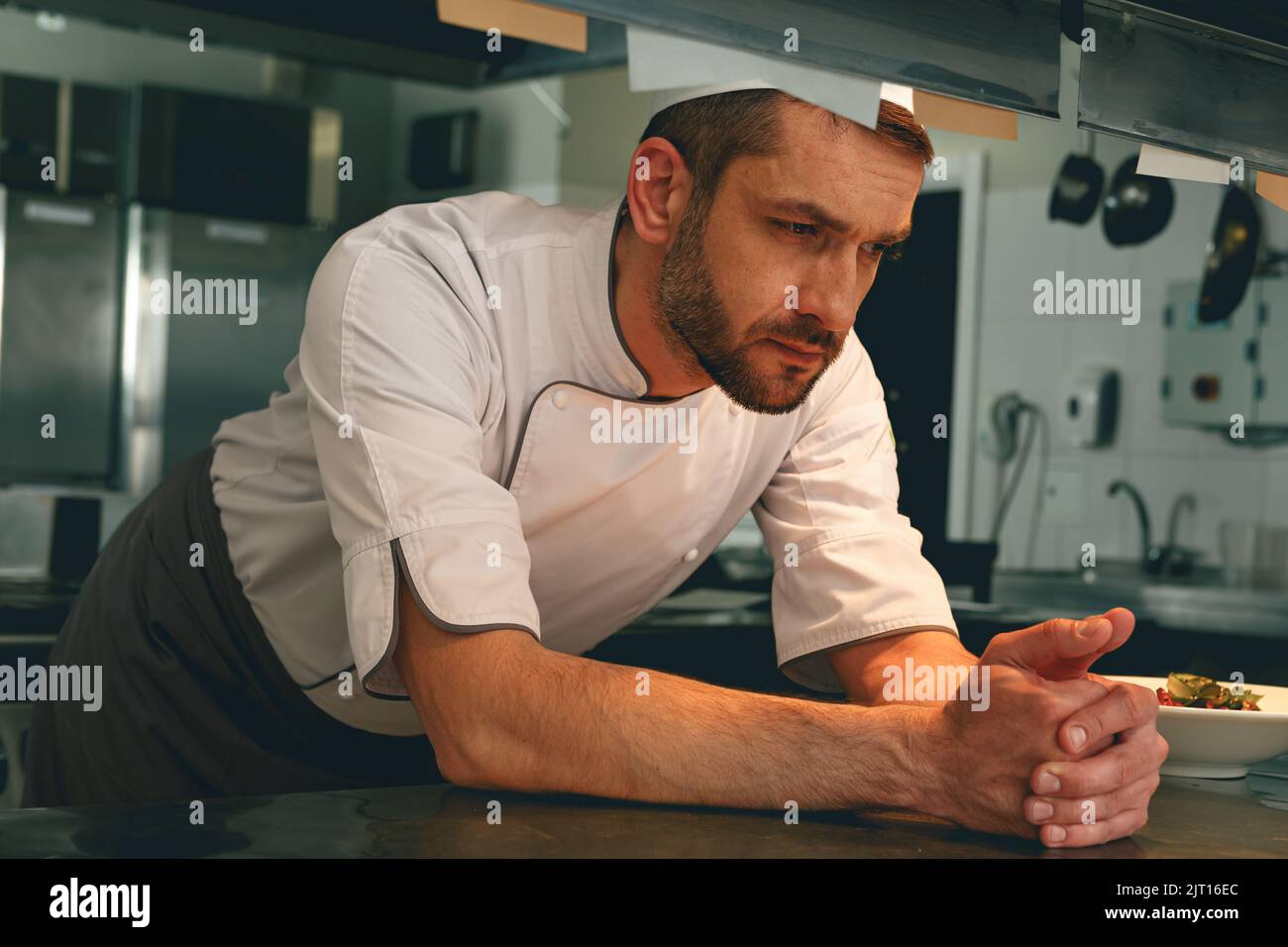 Kitchen man stress cook hi-res stock photography and images - Alamy