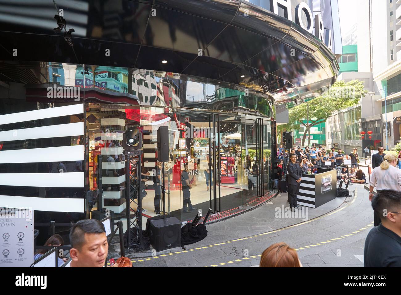 KUALA LUMPUR, MALAYSIA - JANUARY 18, 2020: entrance to Sephora flagship ...