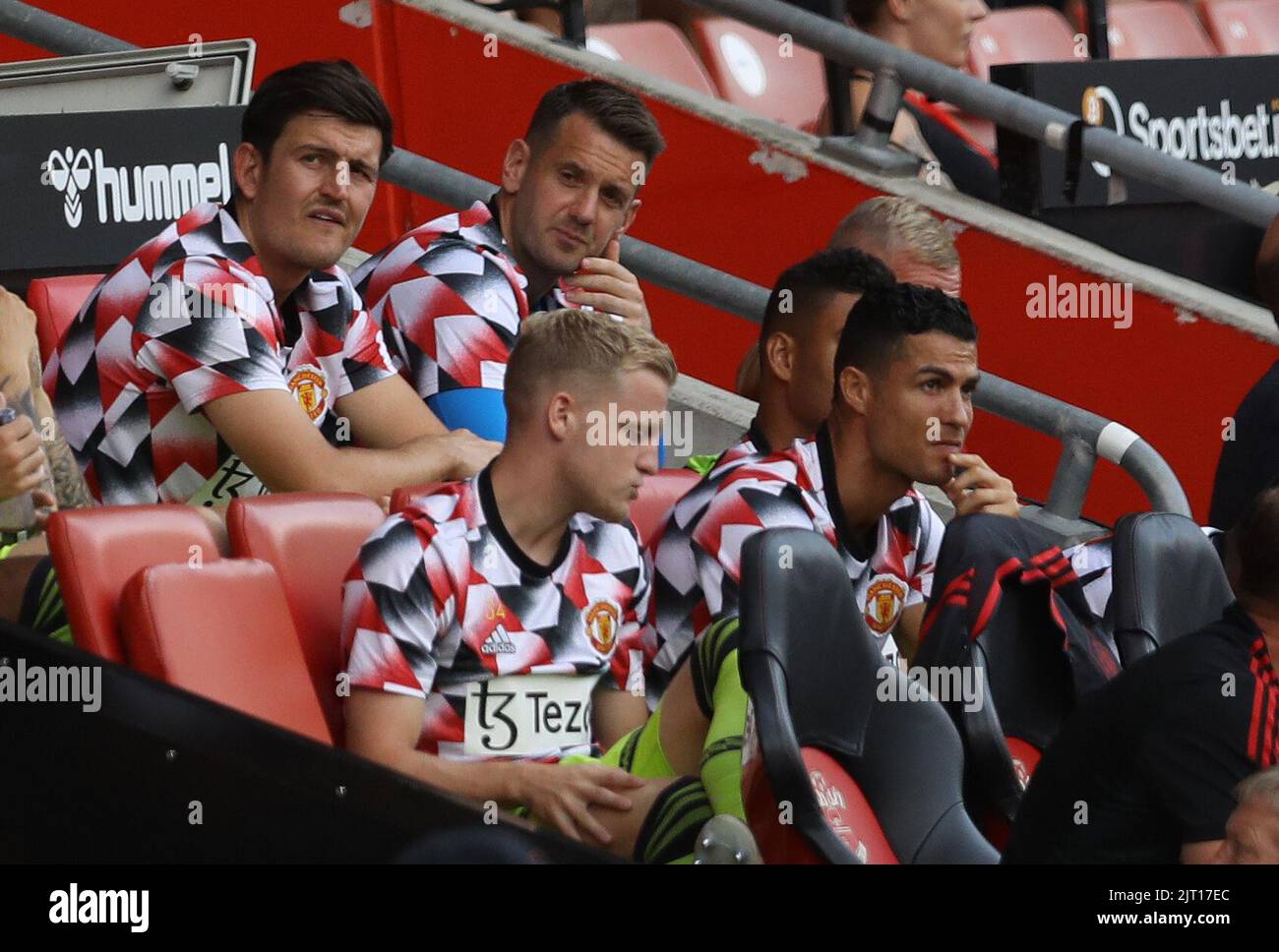 Harry maguire manchester united bench hi-res stock photography and ...