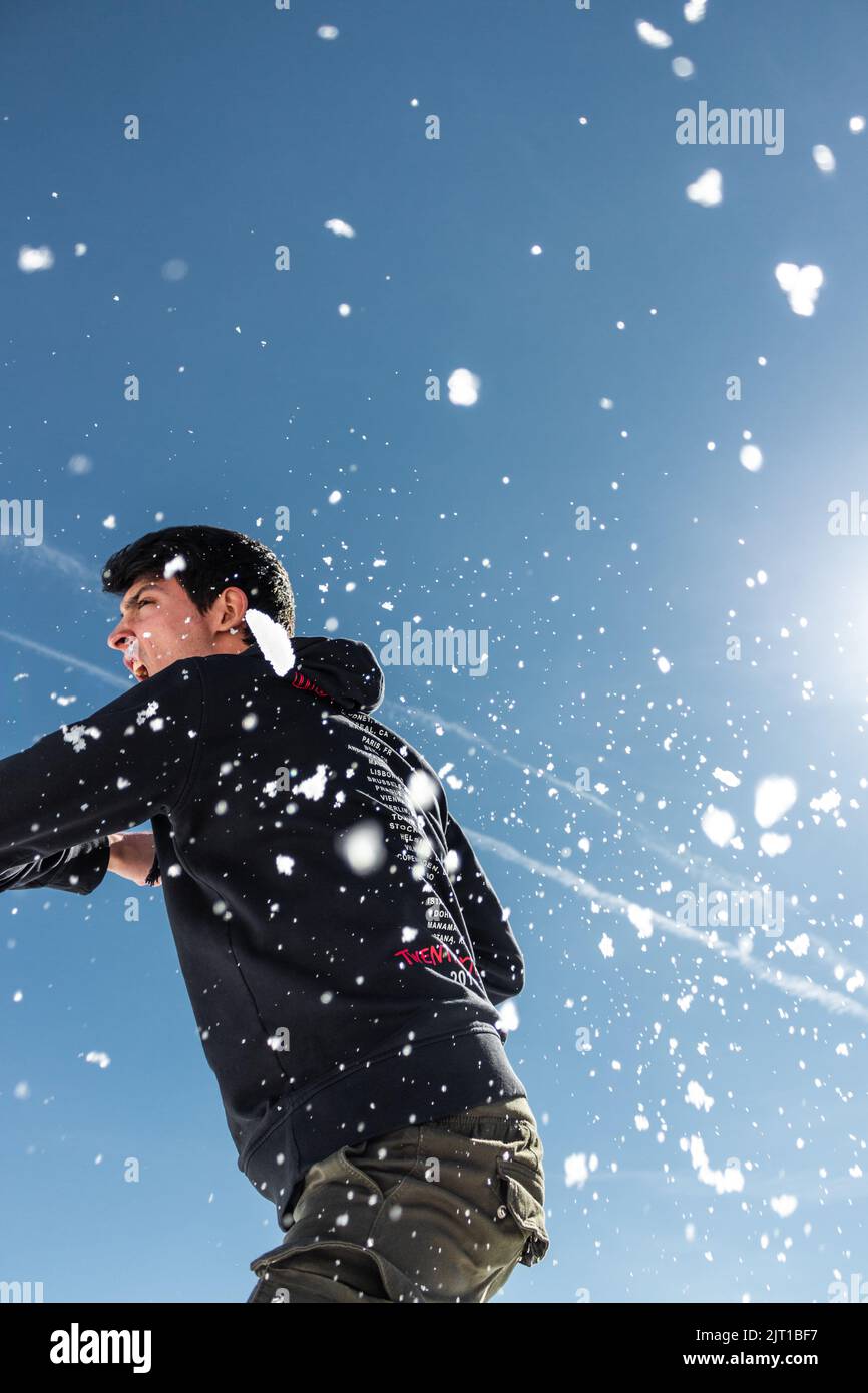 Man in the middle attack hi-res stock photography and images - Alamy