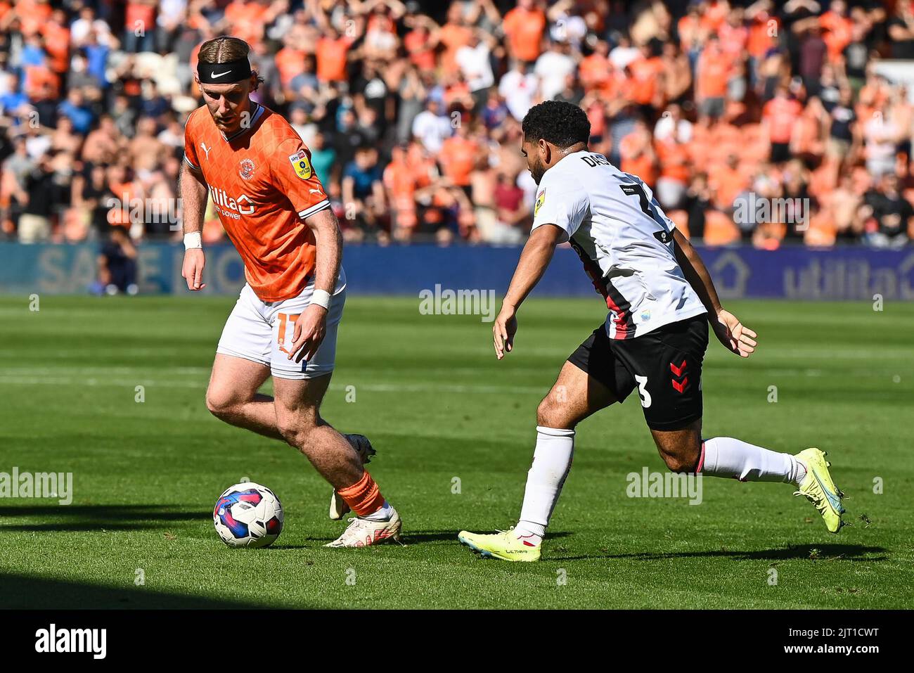 Josh Bowler #11 of Blackpool in action during the game Stock Photo - Alamy
