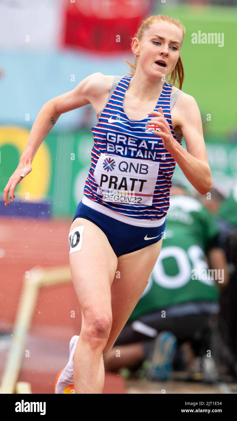 Aimee Pratt of GB&NI competing in the women’s 3000m steeplechase heats ...