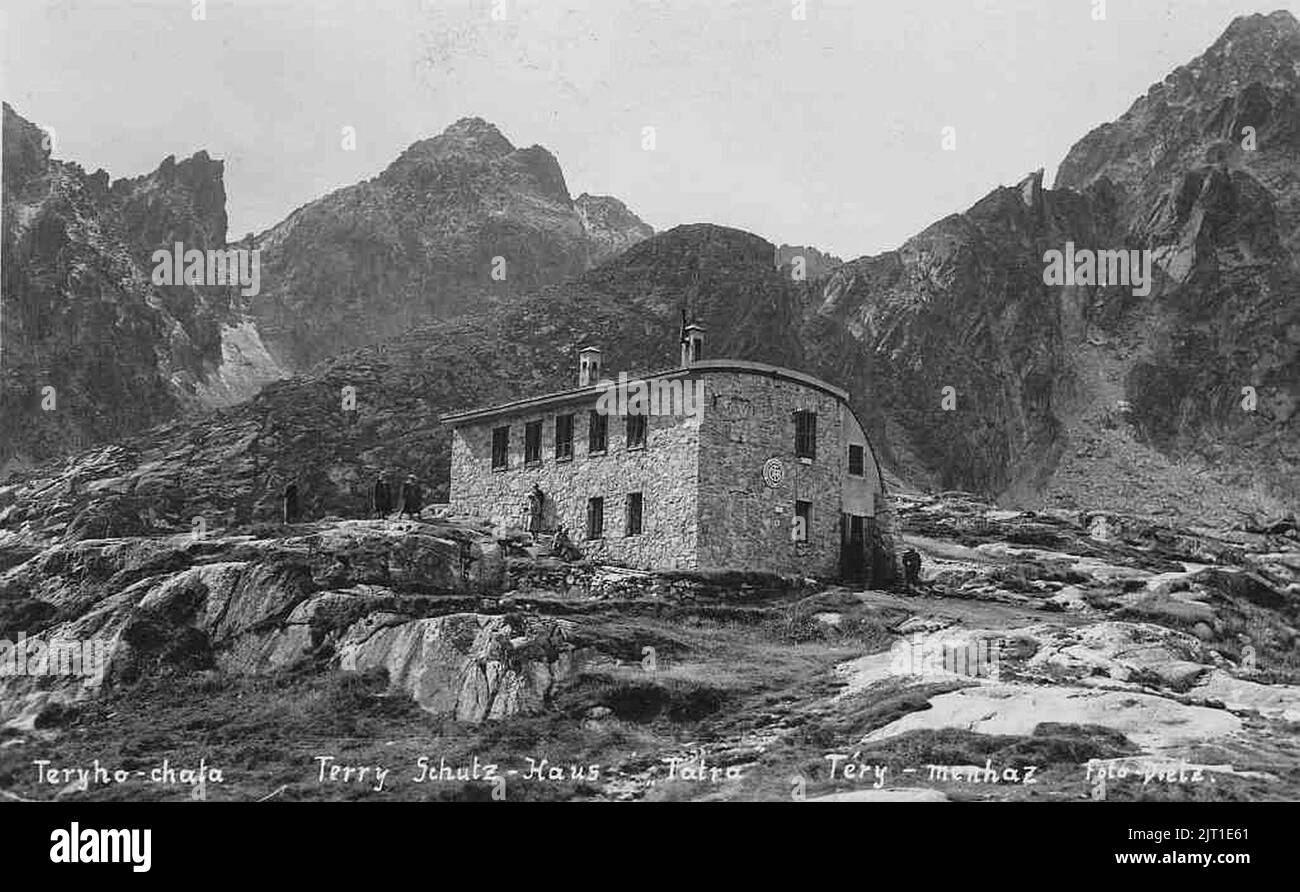 Téryho chata vo Vysokých Tatrách Stock Photo - Alamy