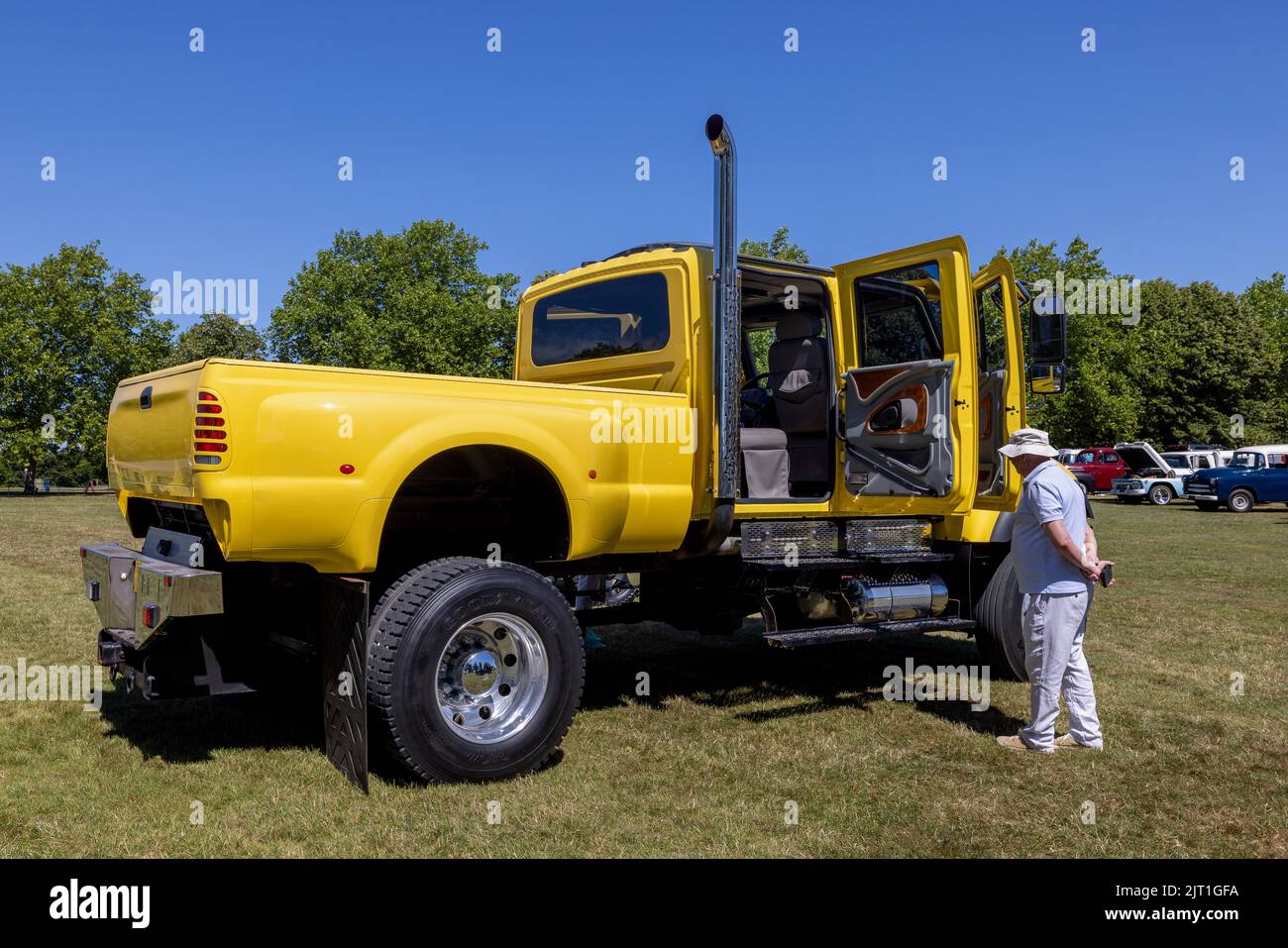 Navistar CXT 7300, on display at the American Auto Club Rally of the ...