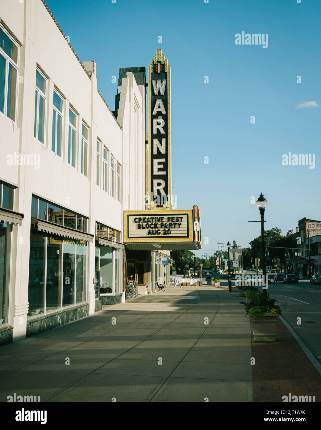 Warner theatre torrington hi-res stock photography and images - Alamy