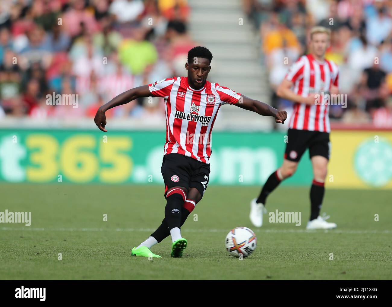 27th August 2022; Gtech Community Stadium, Brentford, London, England ...