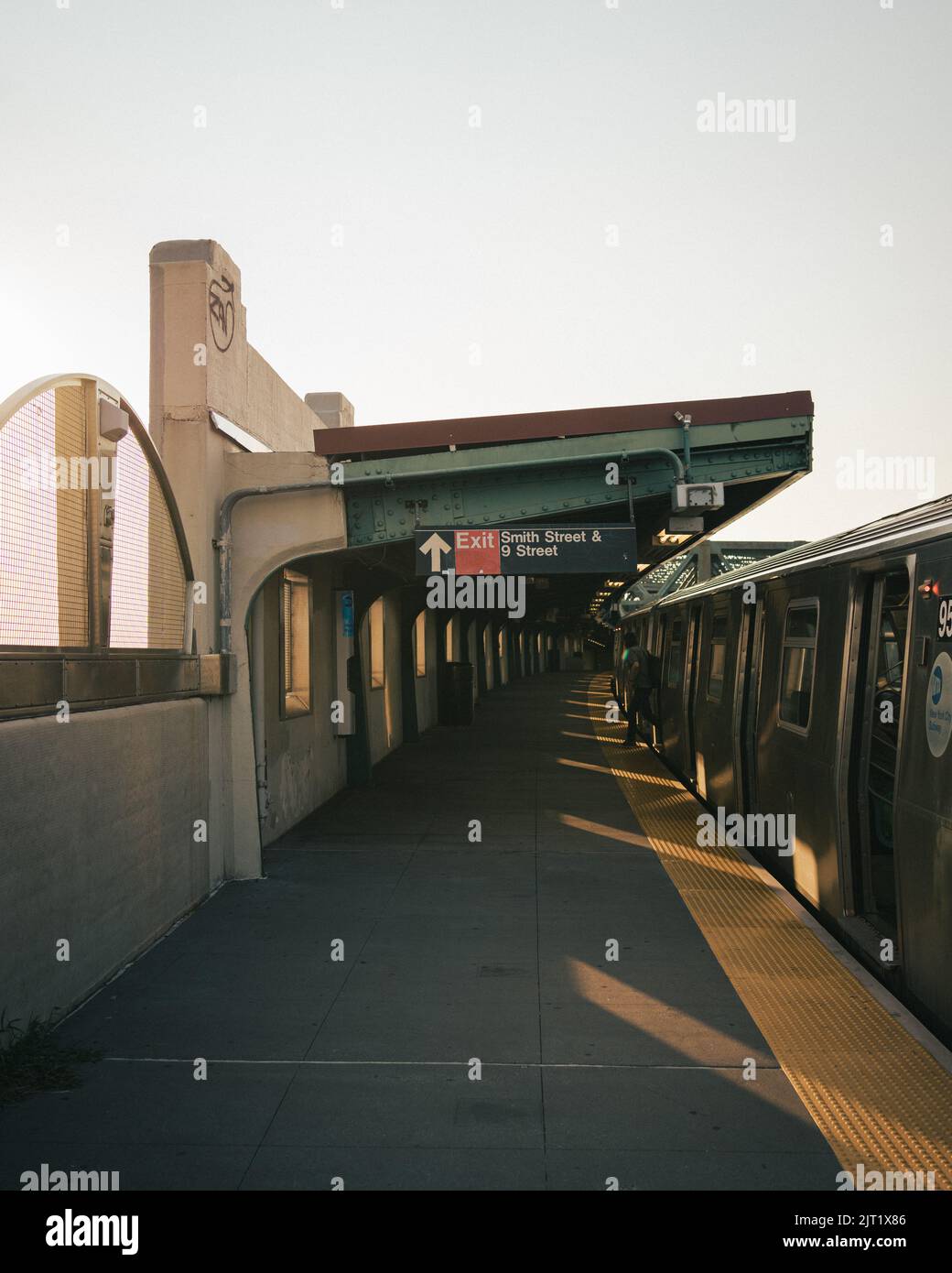Smith-9th Streets subway station, in Gowanus, Brooklyn, New York Stock ...
