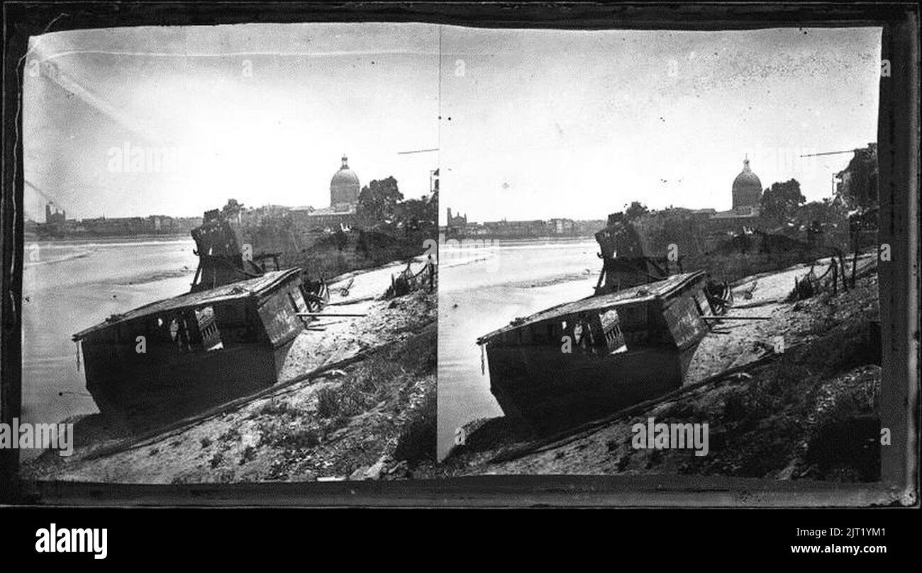 Toulouse. Inondation de 1875. Les lavoirs échoués sur la rive gauche ...