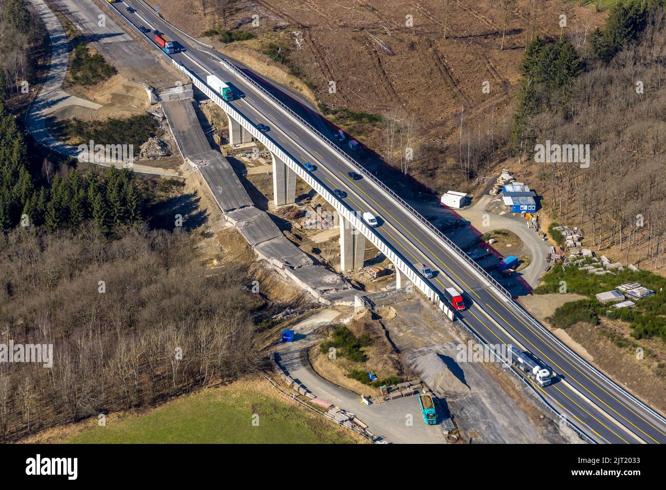 Freeway bridge talbrucke ralsbach of the freeway a45 sauerlandlinie hi ...