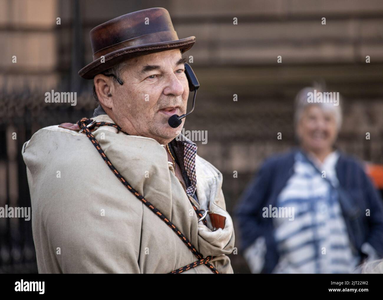 Escapologist hi-res stock photography and images - Alamy