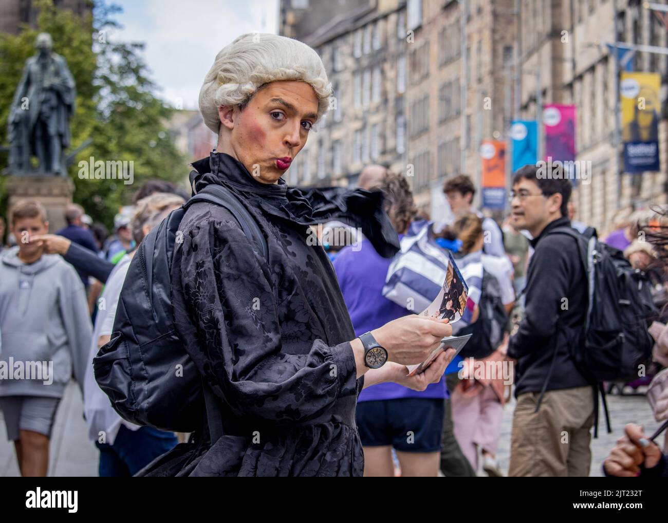 Lady bracknell hi-res stock photography and images - Alamy