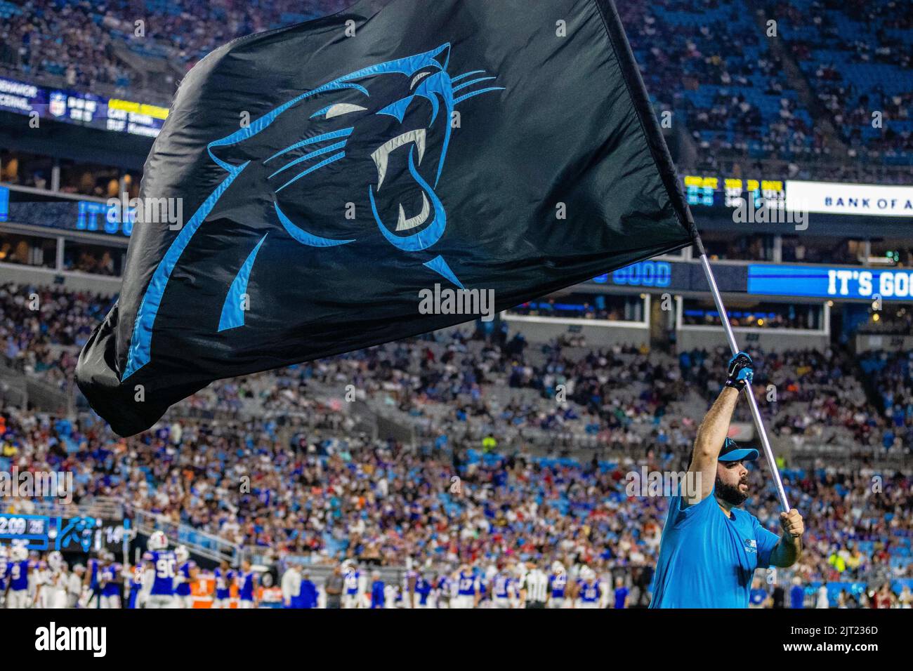 Touchdown nfl fly hi-res stock photography and images - Alamy