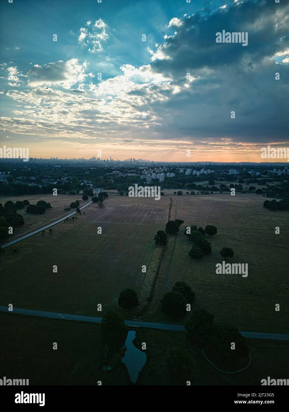 London sun skyline hi-res stock photography and images - Alamy