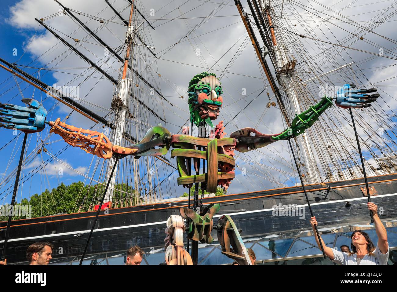 London, UK. 27th Aug, 2022. Out of the Deep Blue delight visitors at ...