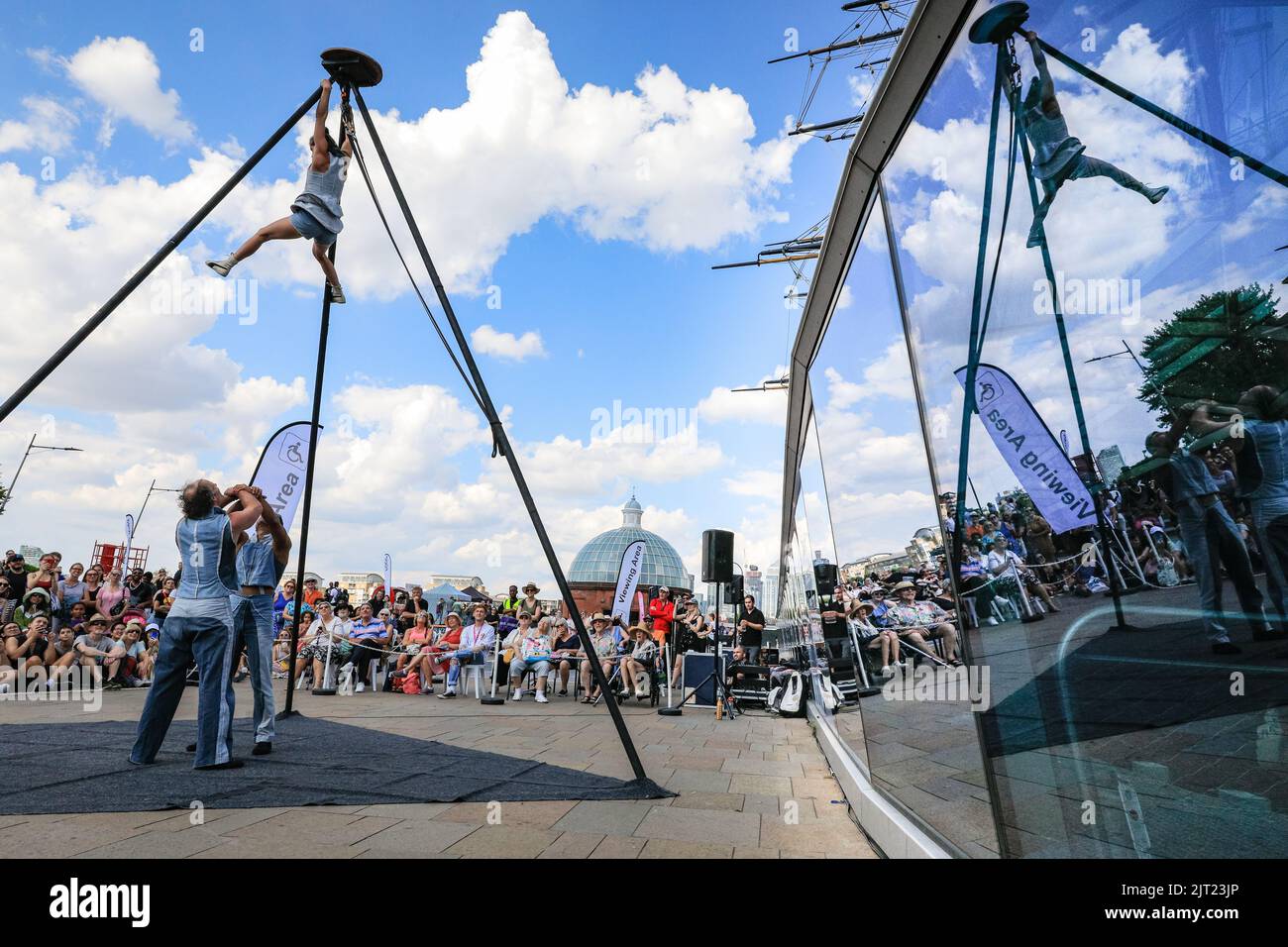 London, UK. 27th Aug, 2022. Sisyphus perform on the spectacular outdoor ...