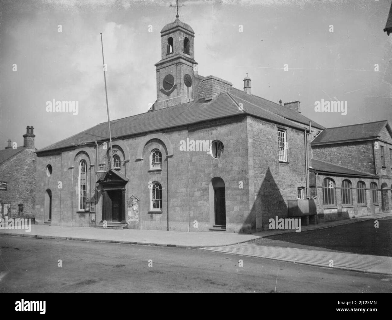 Town of cowbridge hi-res stock photography and images - Alamy