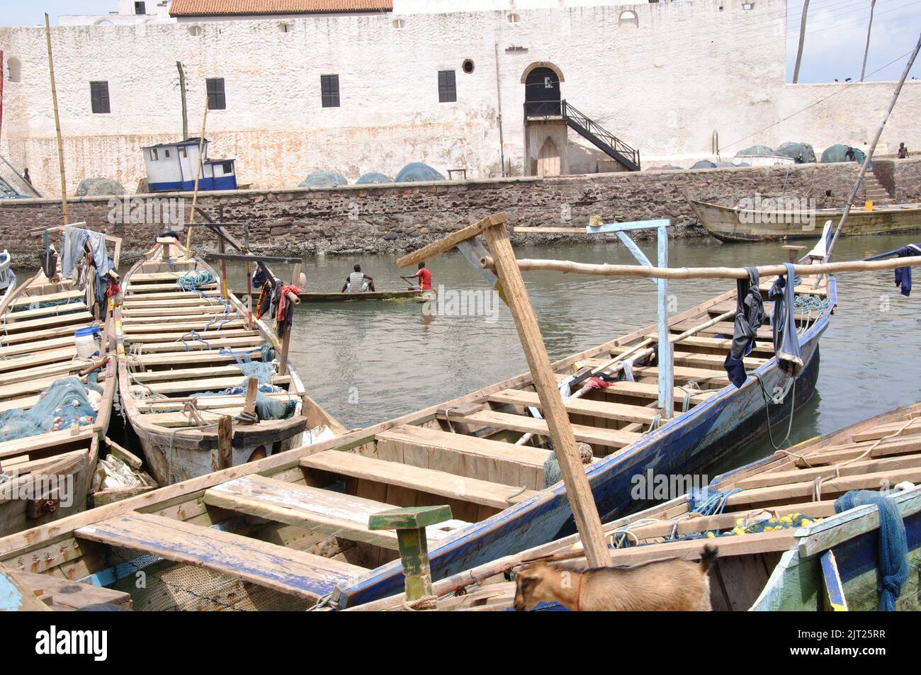 Slave holding castle hi-res stock photography and images - Alamy