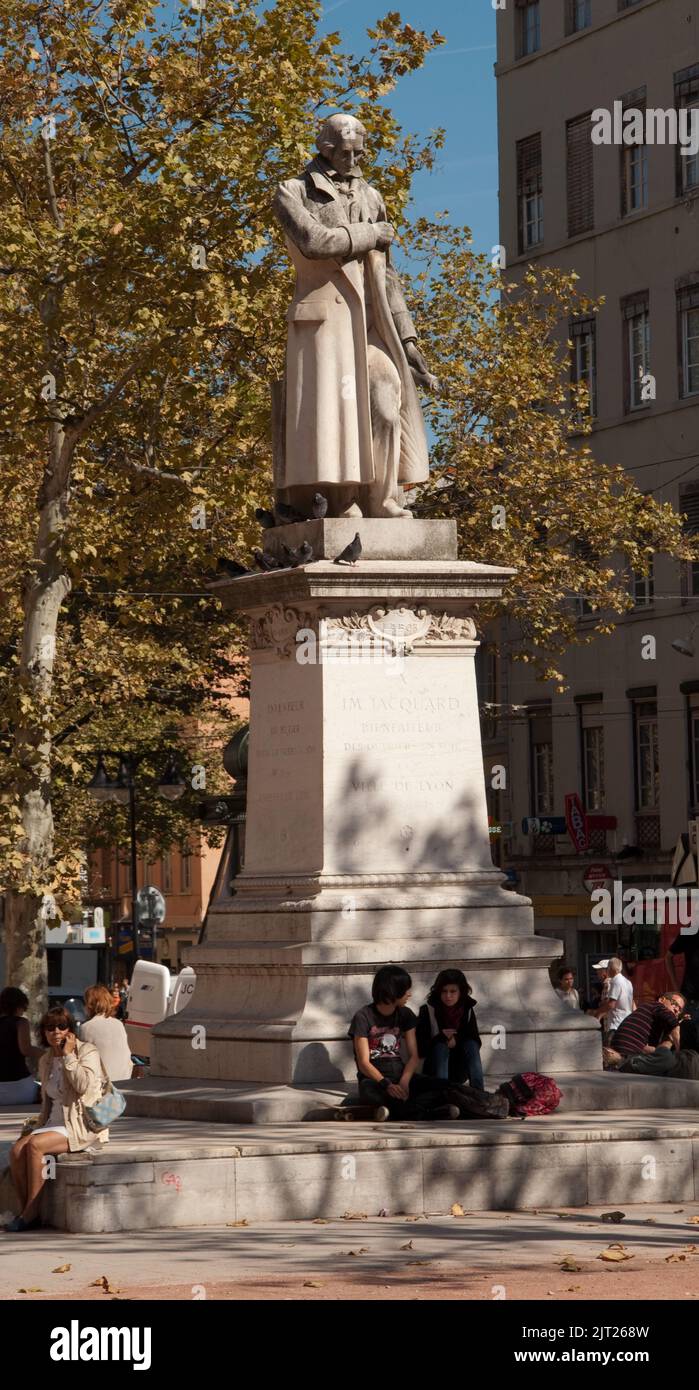 Statue of joseph marie jacquard hi-res stock photography and images - Alamy