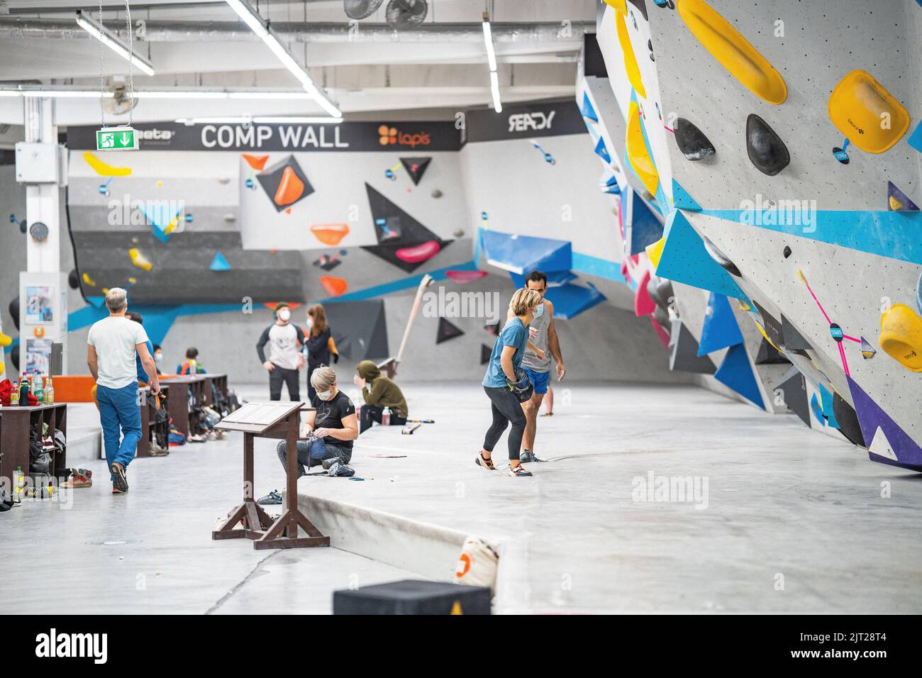 Gym mats hi-res stock photography and images - Alamy