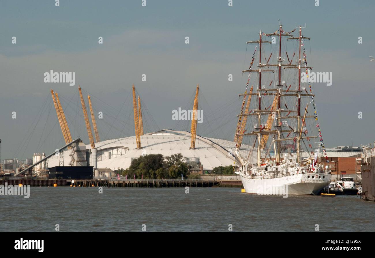 O2 (Millennium) Dome and Tall Ship, Tall Ship Festival, River Thames ...
