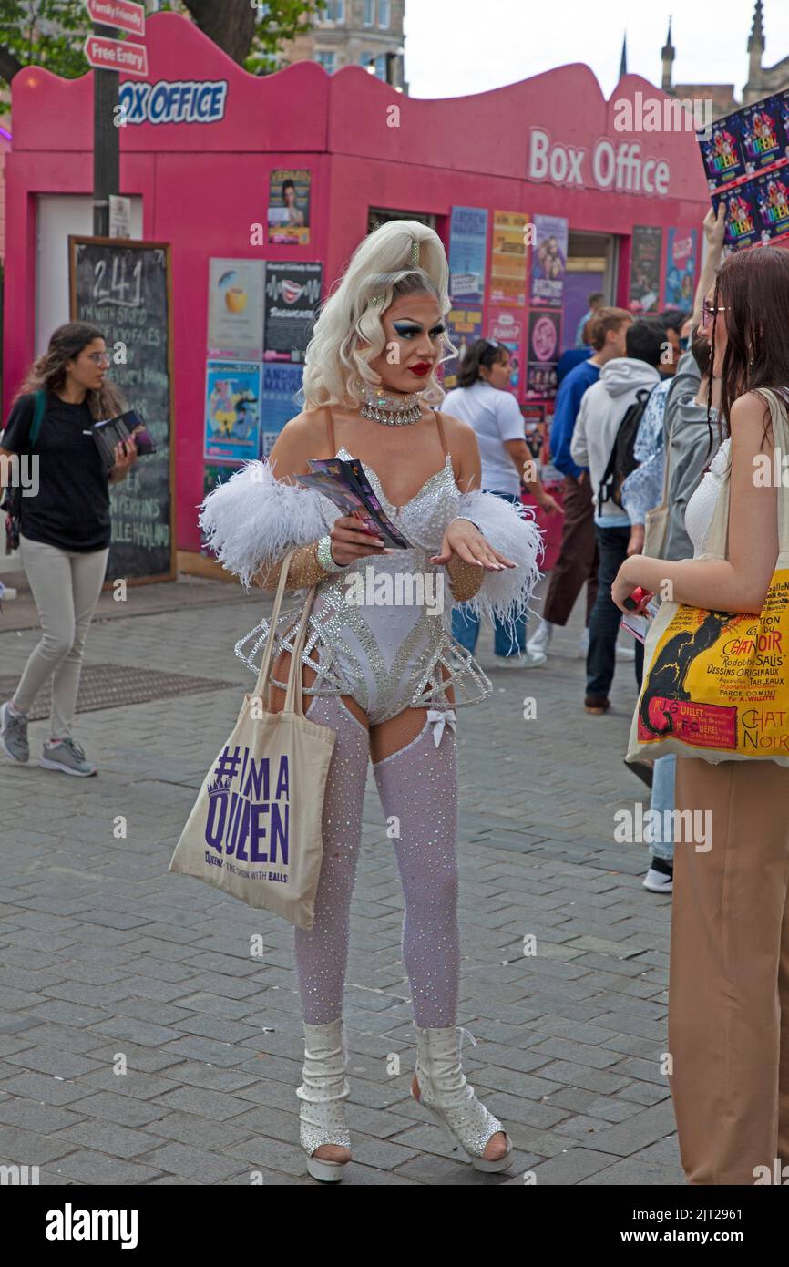 Queenz the show hi-res stock photography and images - Alamy